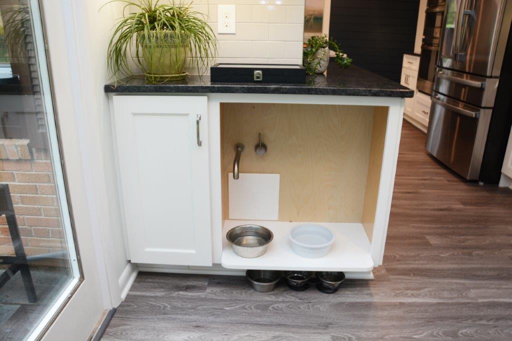 CUSTOM DOG BOWL/314197 - Brighton Cabinetry