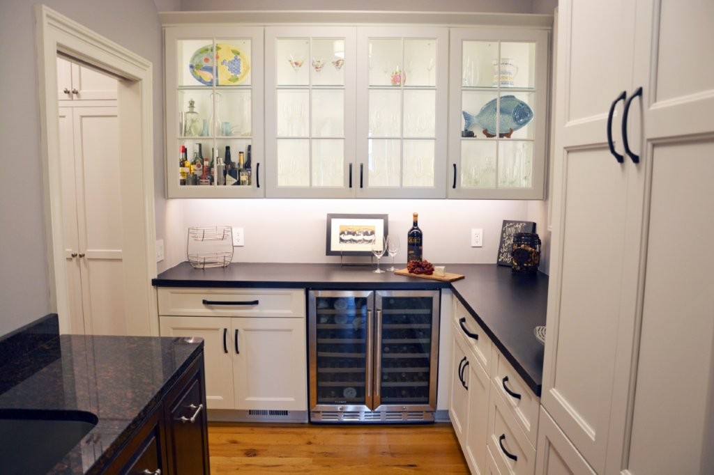 342077-MAPLE/LACE & PEPPERCORN/RODERA - Brighton Cabinetry